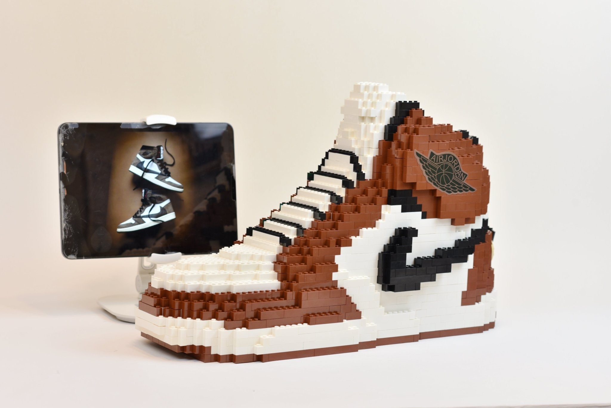 GIANT SIZE ULTIMATE "AJ1 Travis Scott OG High" Sneakers Bricks – HYPEBRICKZ