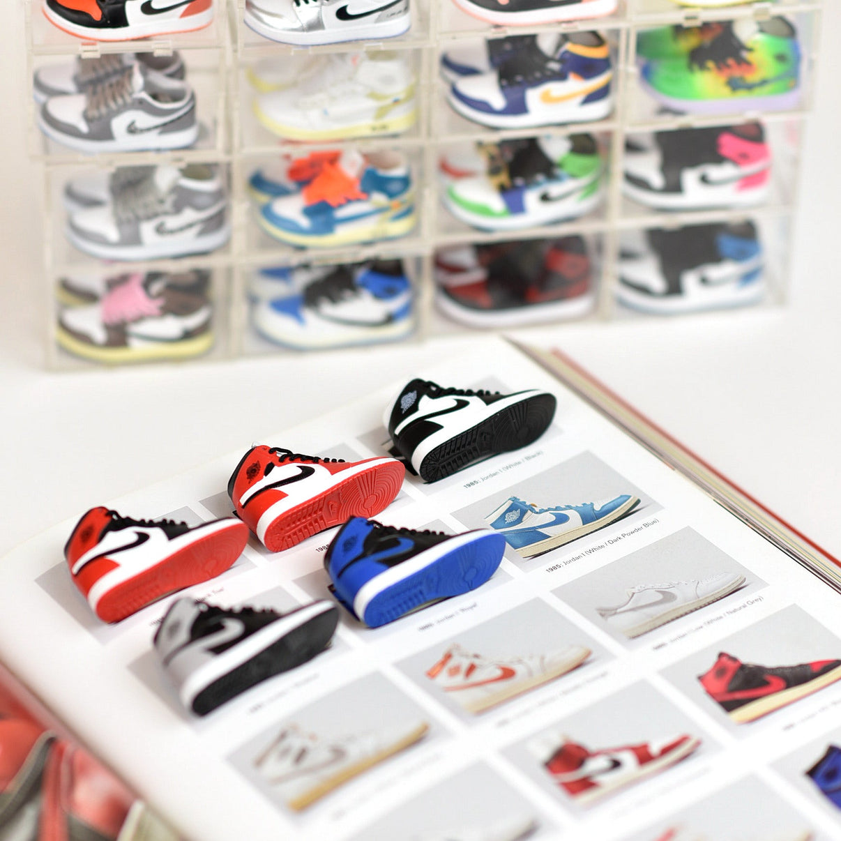 AJ1 Mini Sneakers Collection with Display Case – HYPEBRICKZ