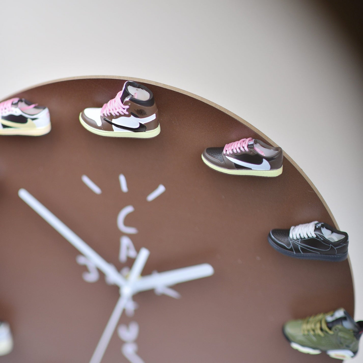 Travis Scott 3D Sneakers Clock with 12 Travis Scott Mini sneakers ...